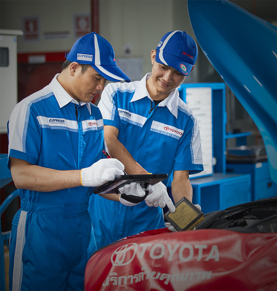 Toyota Customer Service - การตรวจเช็กระยะตามกำหนด